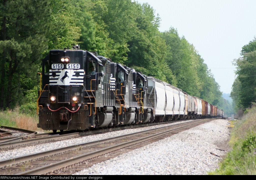 P61 clamors up Yadkin Hill with 3 GP38-2s